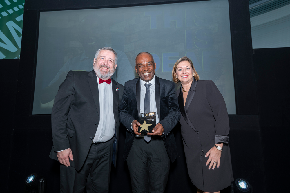 Signature Hall of Fame - Signature